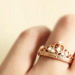 Elegant Pearl Crown Ring on Luulla